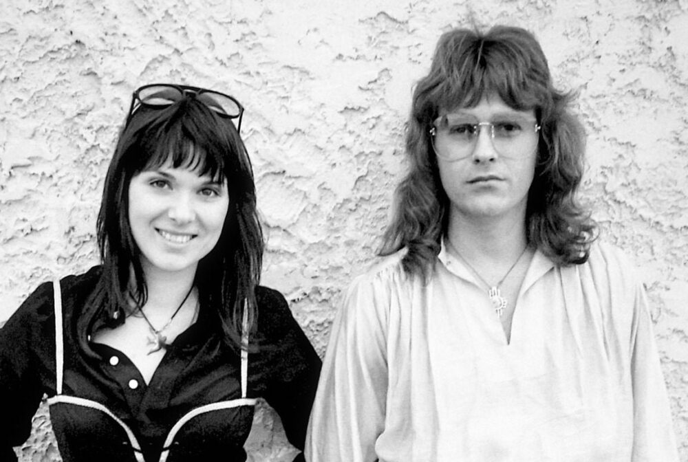 Heart on Dolly Parton Rock Album? – www.heartlinker.nl | ann & nancy ...